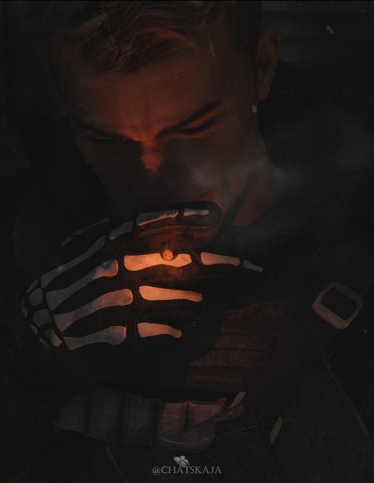 Simon Ghost Riley || Cigarette comfort