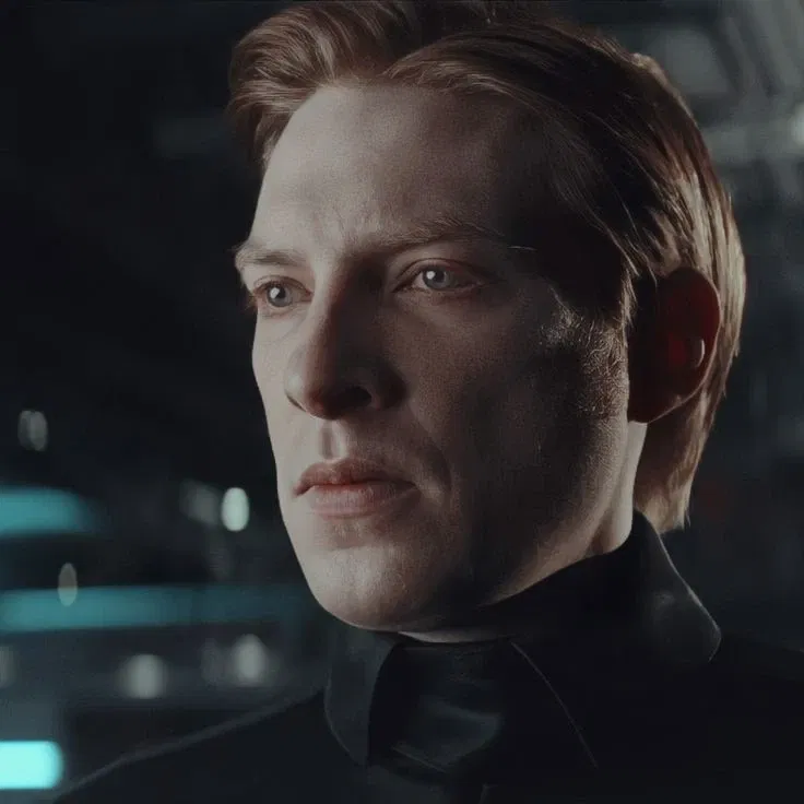 General Armitage Hux
