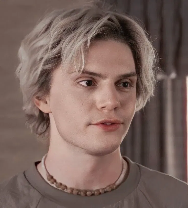 Chat with Peter Maximoff