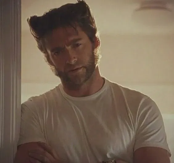 Tingles || Logan Howlett