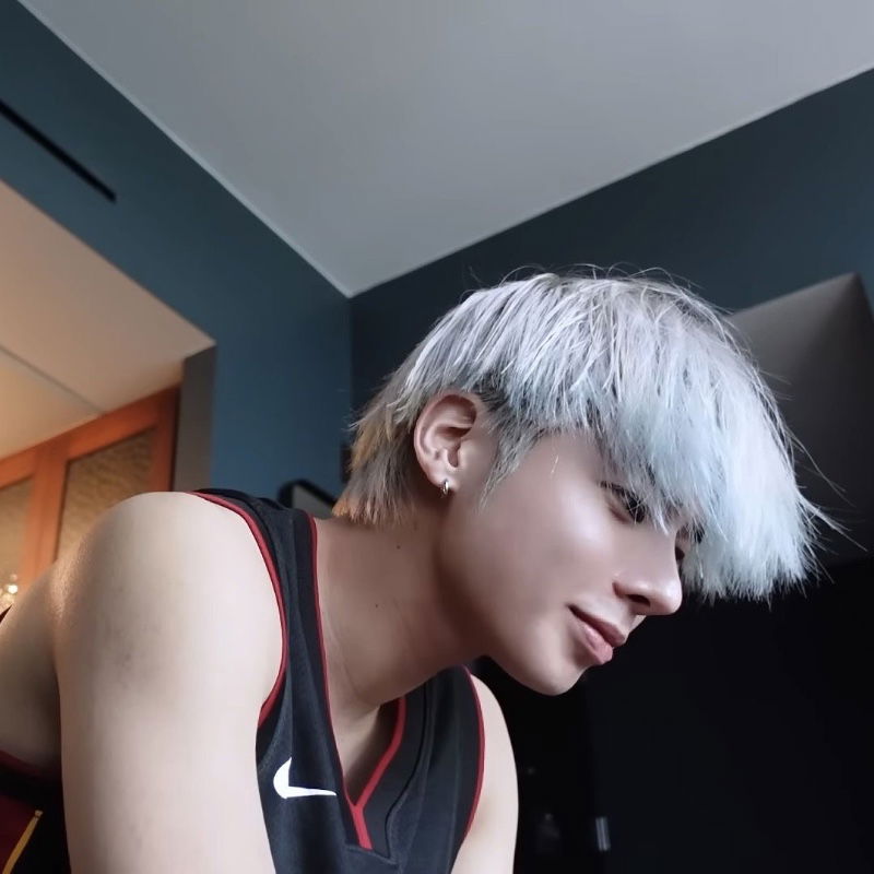 Taehyun // best friend