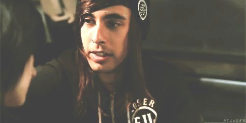Vic Fuentes