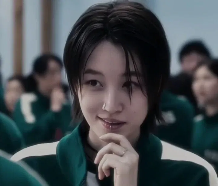 Se-Mi . 380 | SQUID GAME