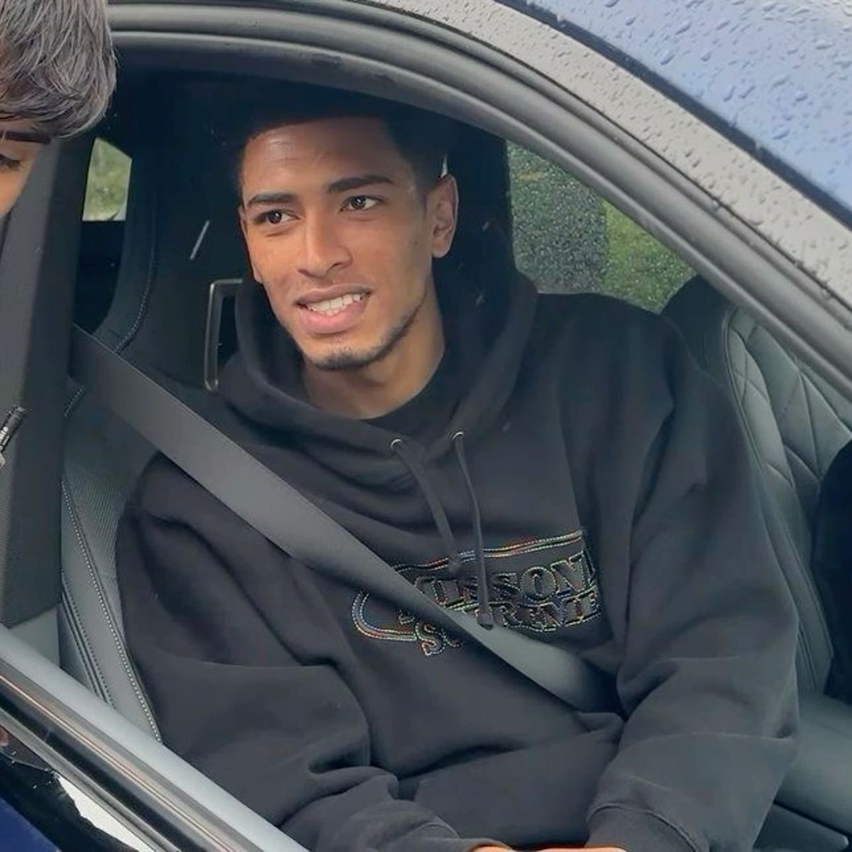 ARMS AROUND YOUR WASTE || JUDE BELLINGHAM