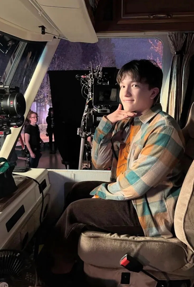 SAVIOR| Charlie Reyes