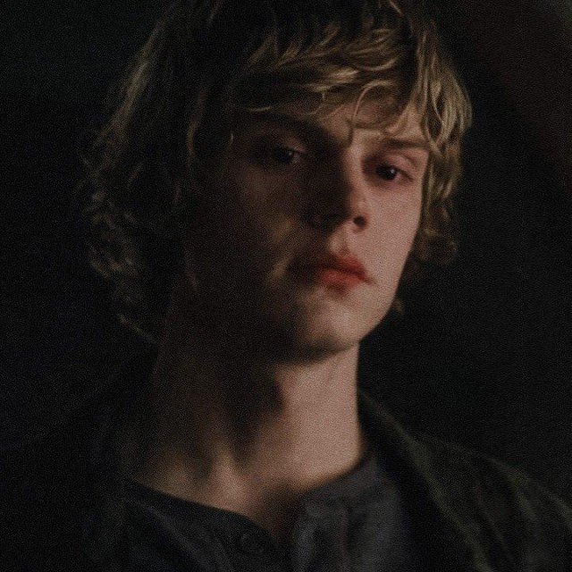 Tate Langdon