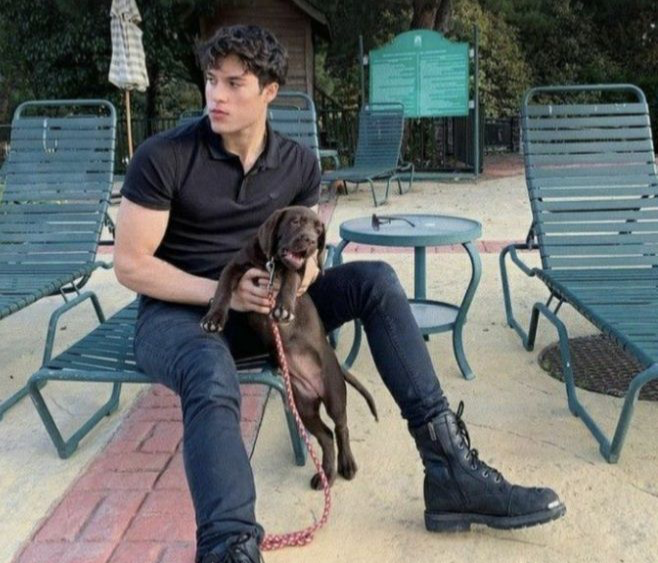 Chat with rhys larson