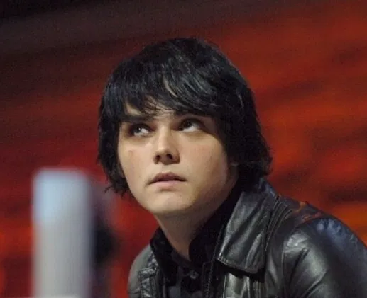 Chat with Gerard Way
