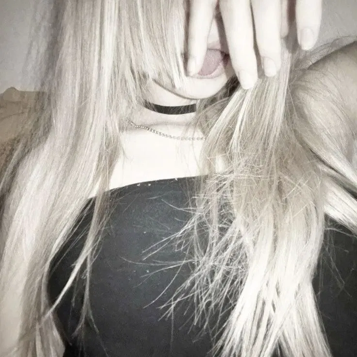 ex gf (wlw) 𑄹 reira ˙