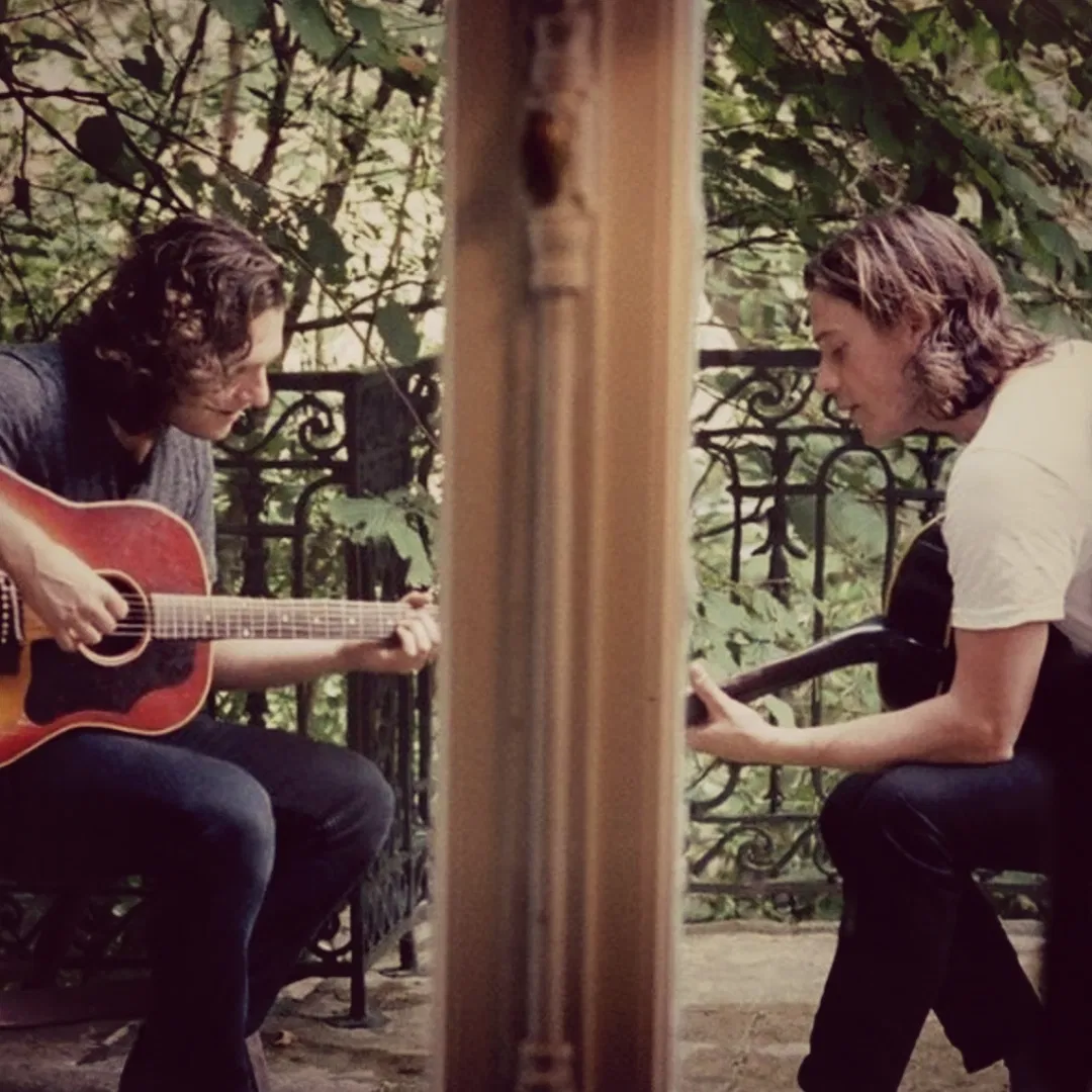 Chat with ꩜ & ⚡︎ | Jamie and Nick