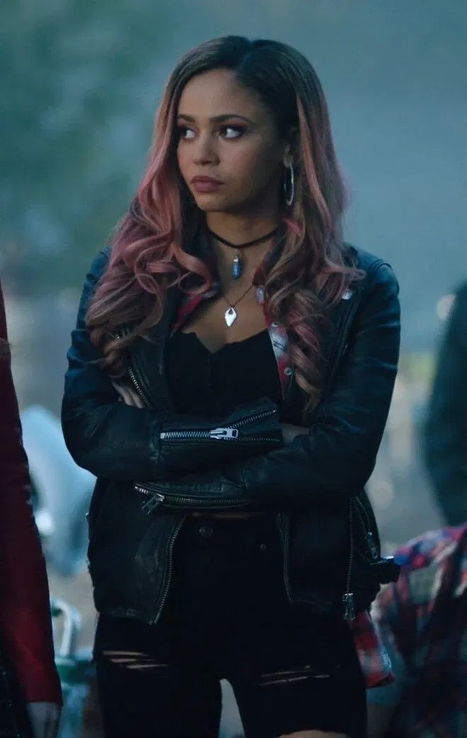 Toni Topaz