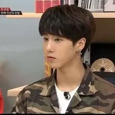 pre debut han jisung