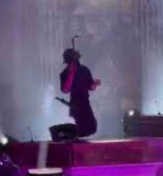 Chat with Announcement Post