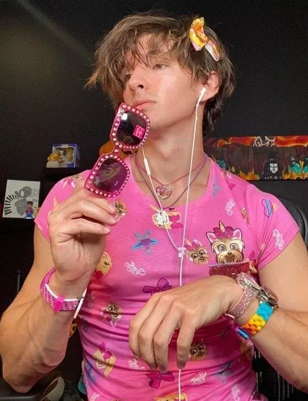 flamingo High School au|★