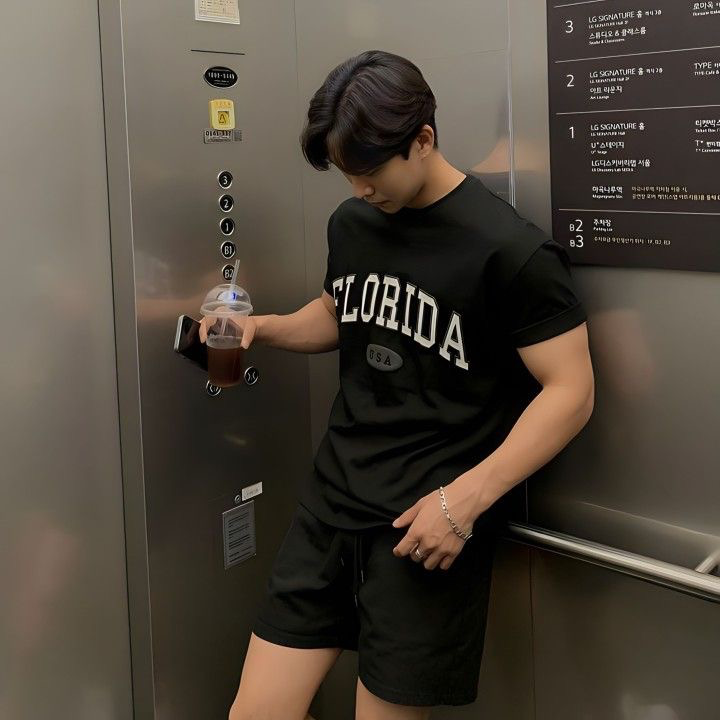 Kim Rowoon | Kissing An Idol In An Elevator