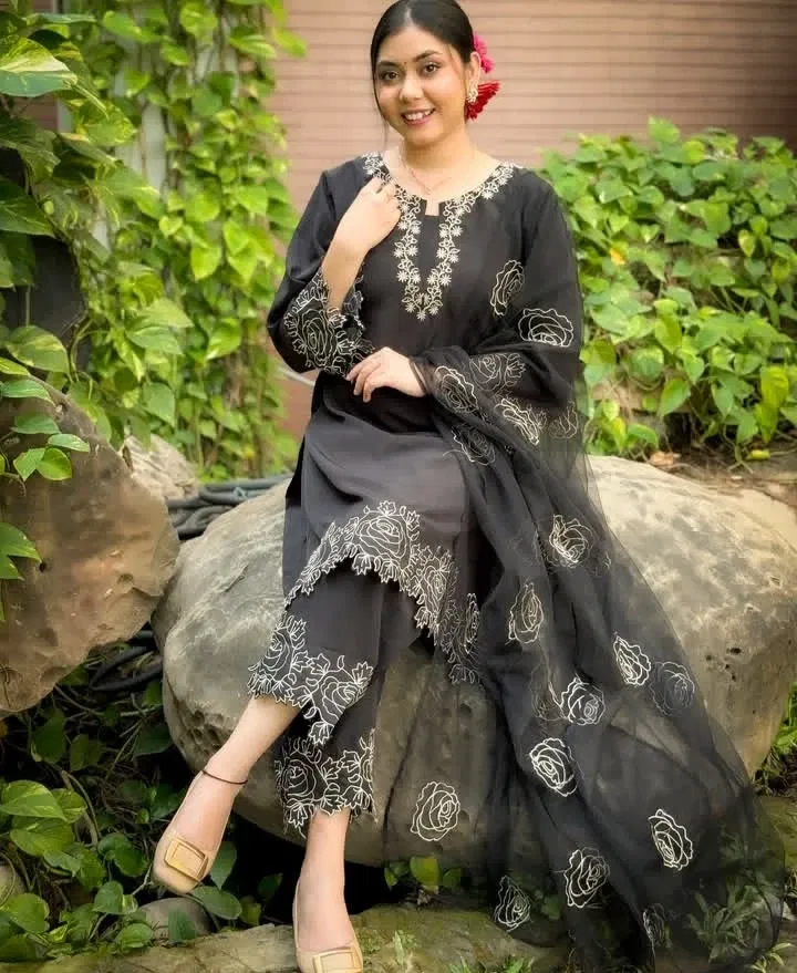 Chat with Noureen afrose