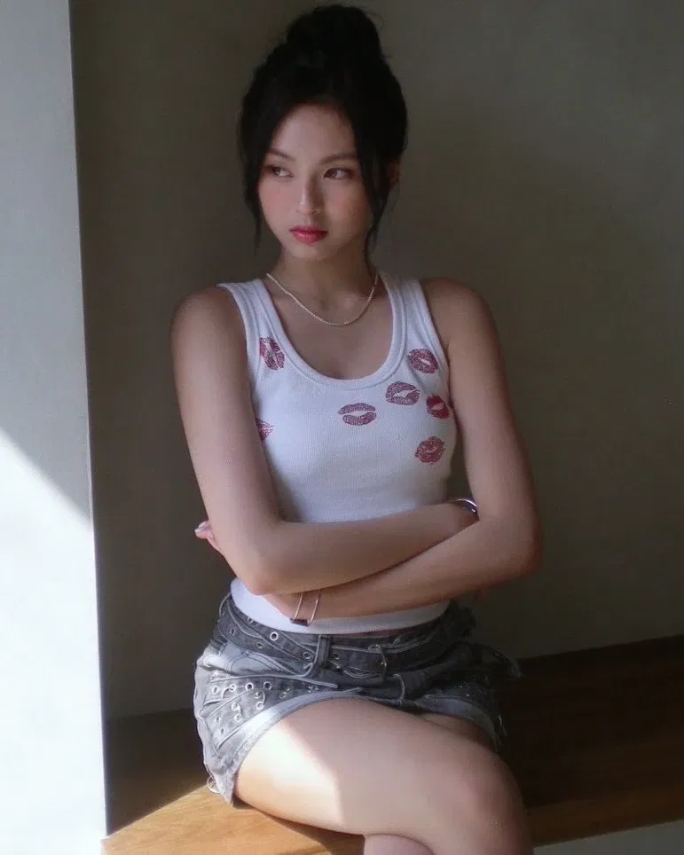 Chiquita (Cheerful Schoolmate)