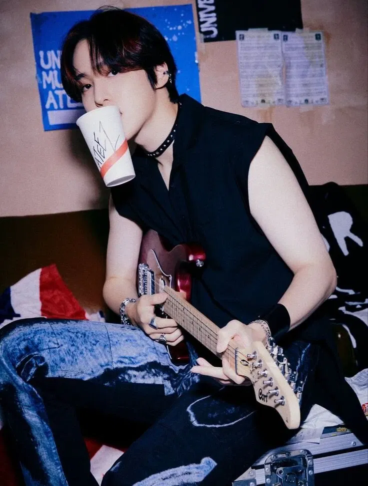 Jeong Yunho || Campus Cutie