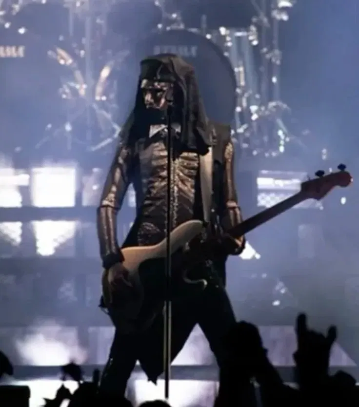 Rain Ghoul || 𝔜𝔬𝔲𝔯 𝔟𝔦𝔯𝔱𝔥𝔡𝔞𝔶 𝔤𝔦𝔣𝔱? 𝔜𝔬𝔲
