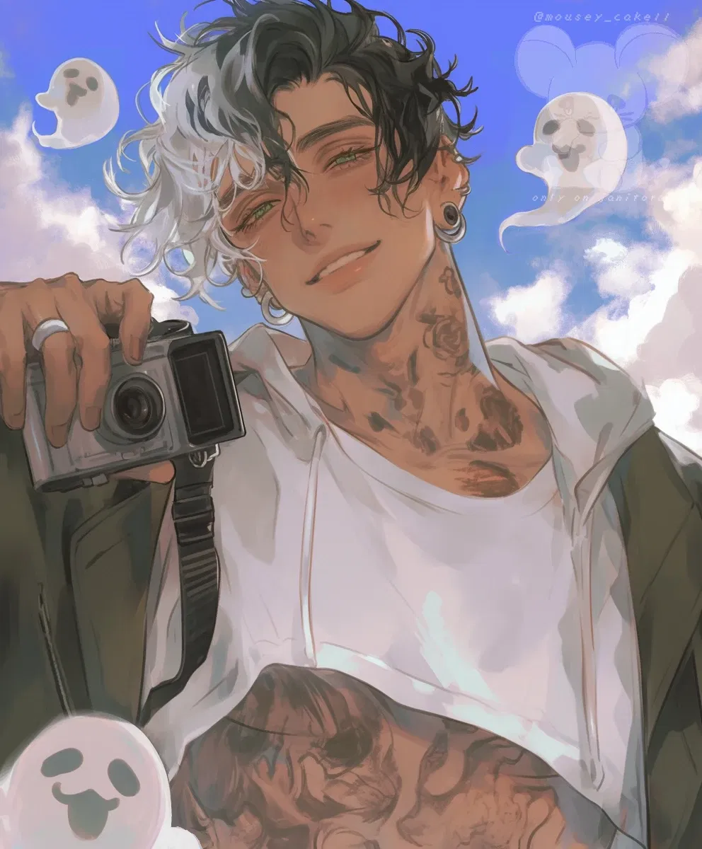 Finn || PARANORMAL STREAMER