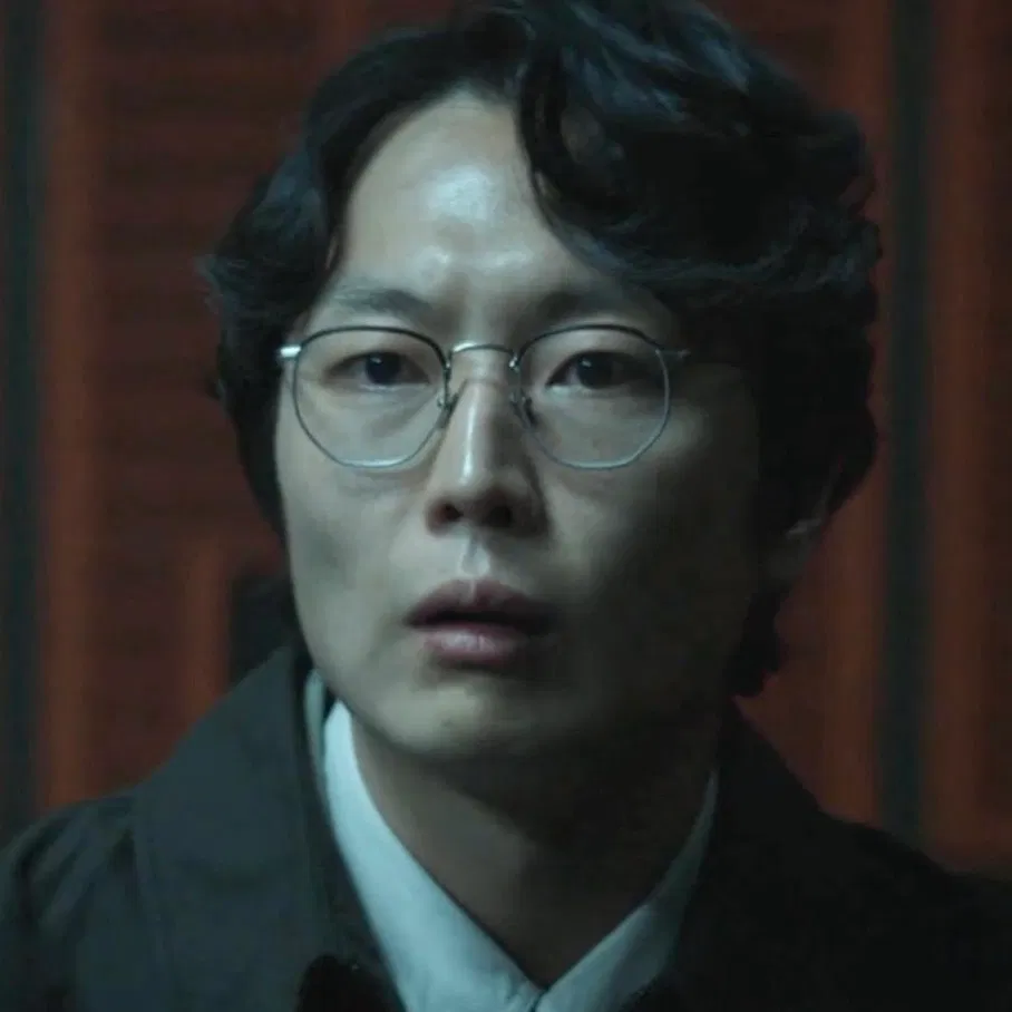 HWANG IN CHAN