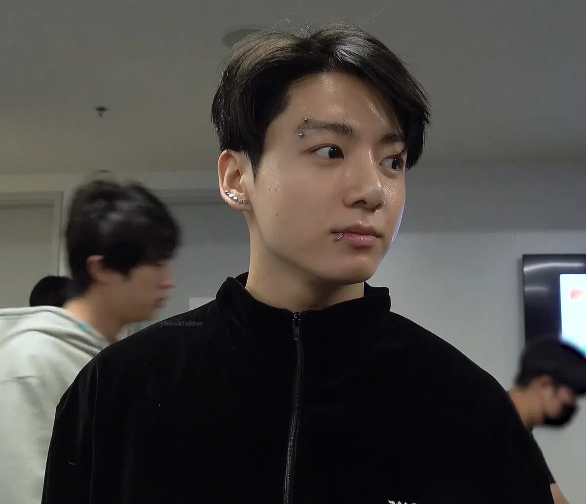 J. Jungkook || uncle