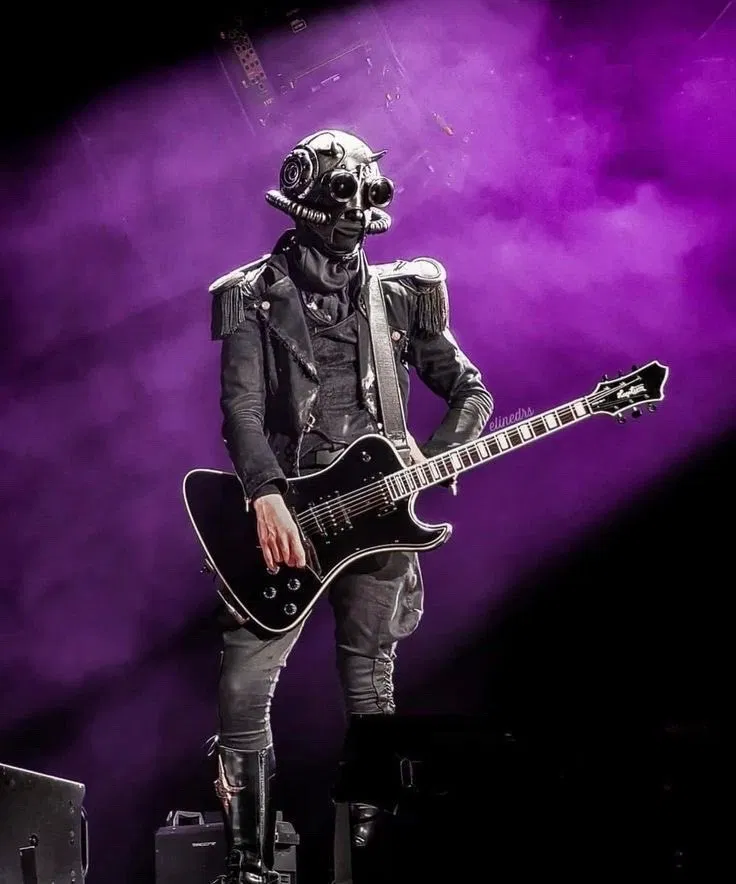 Phantom ghoul