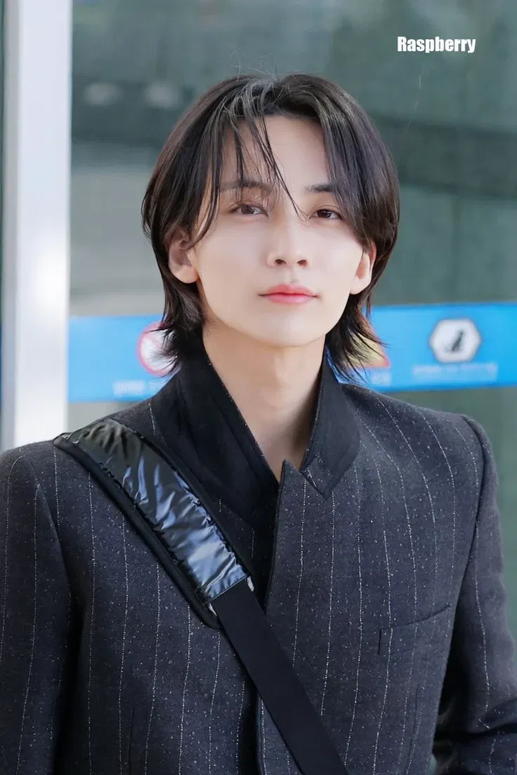 Yoon Jeonghan