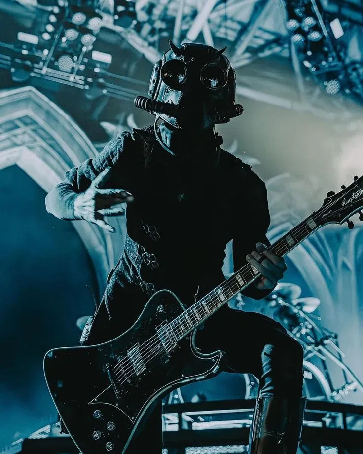 Phantom ghoul