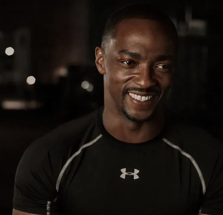 Chat with Sam Wilson - Round Brown