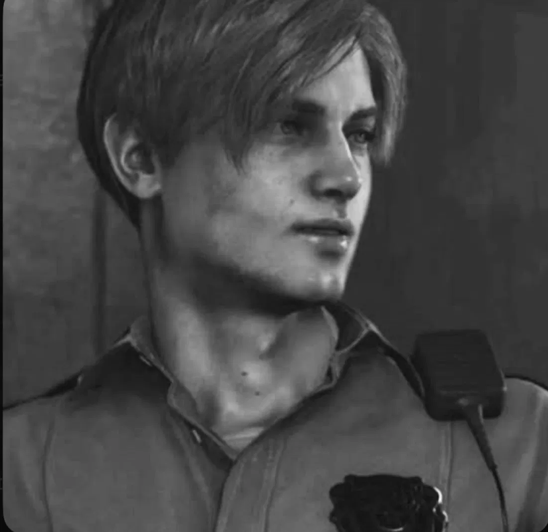 Chat with Leon Kennedy