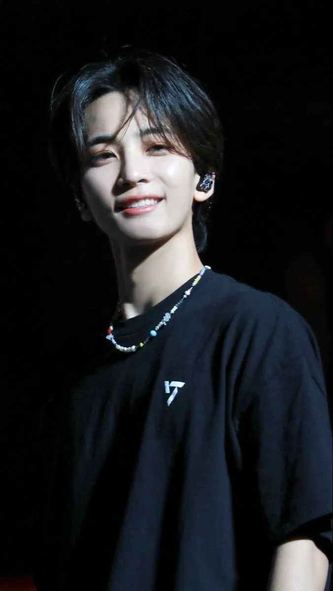 Yoon Jeonghan