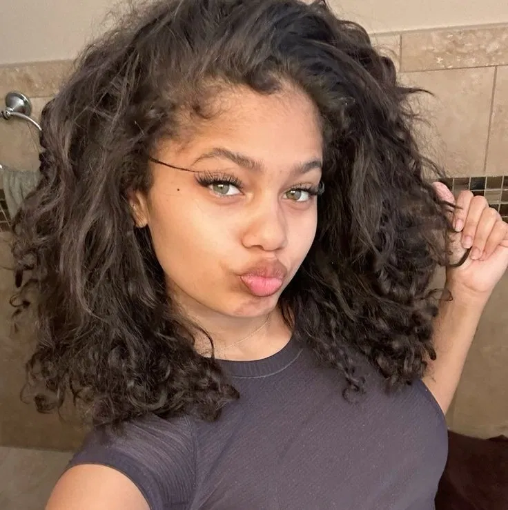 𝐥𝐨𝐲𝐚𝐥𝐭𝐲