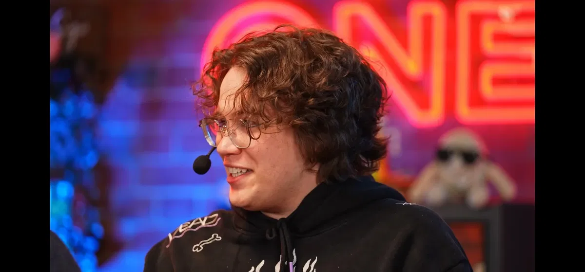 Max - maxmoefoe/COLD ONES