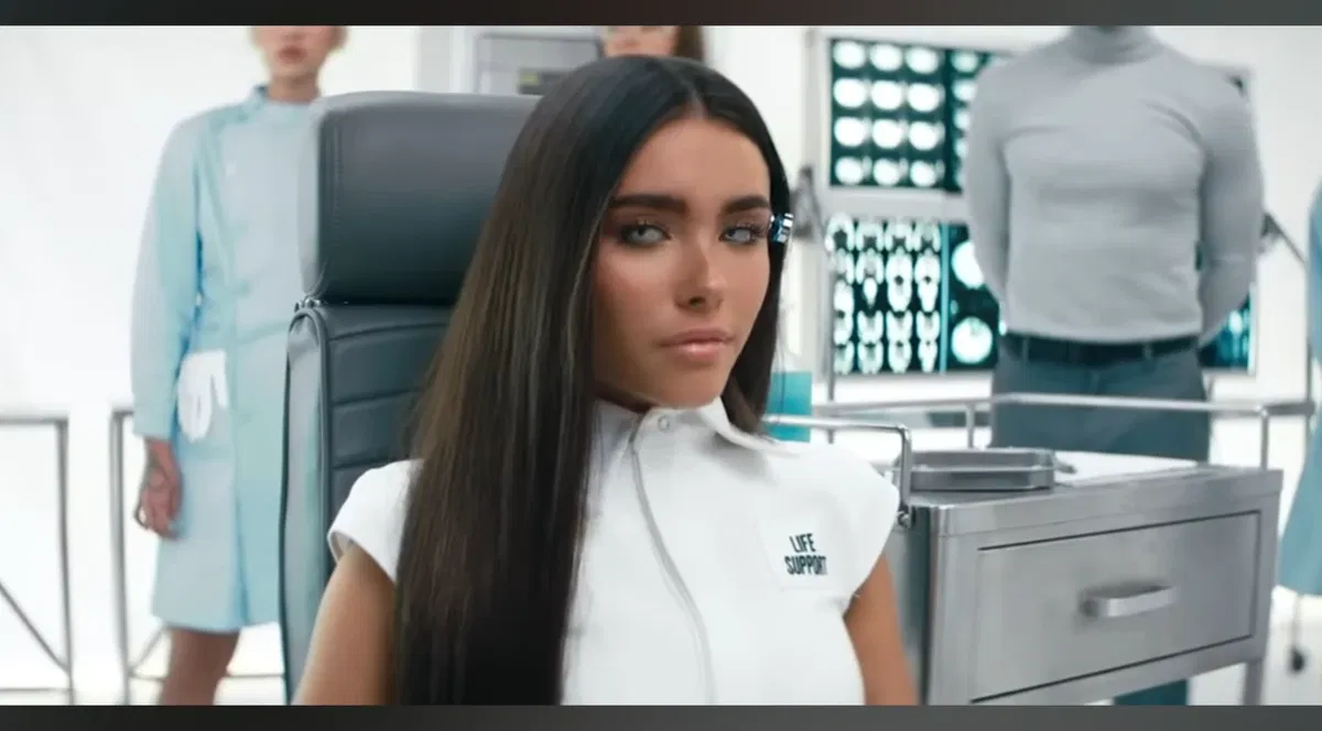 Madison Beer (Baddie)