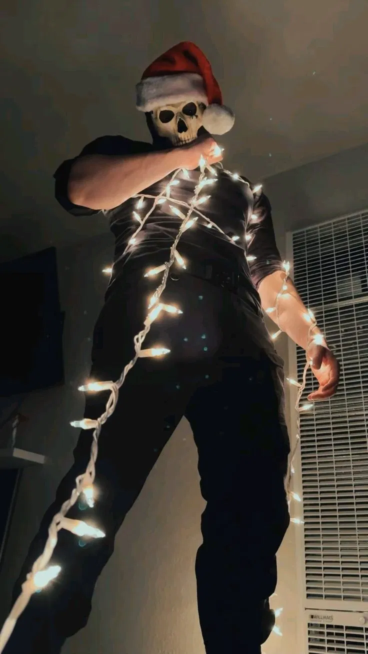Simon Ghost Riley | Christmas