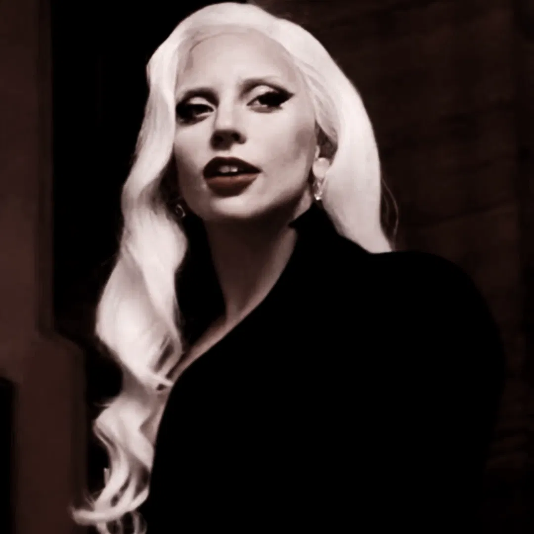 Elizabeth Johnson | The Countess