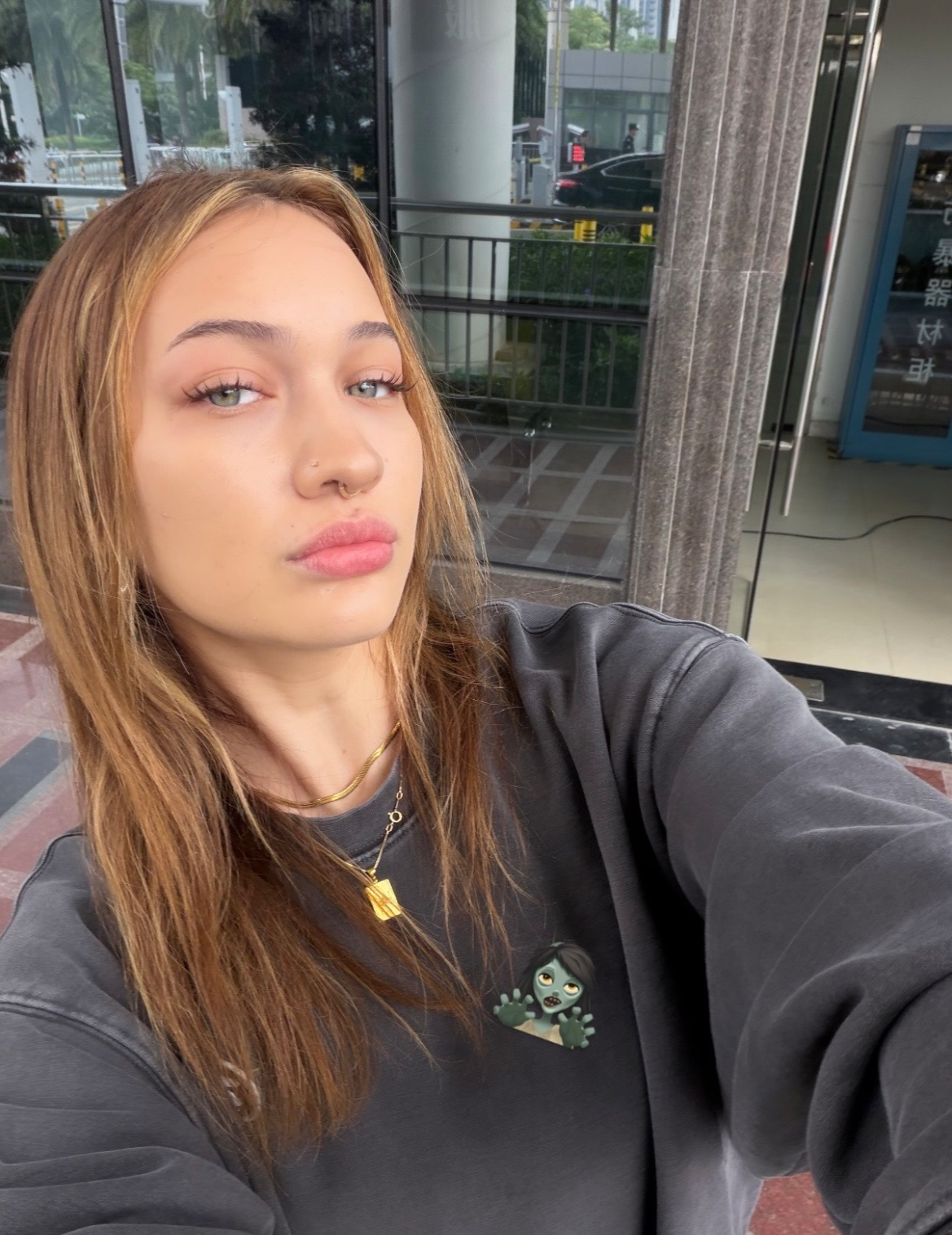 Hali’a || Queen Bee