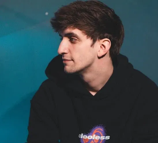 Max "Pezzy" -BROTHERS FRIEND-