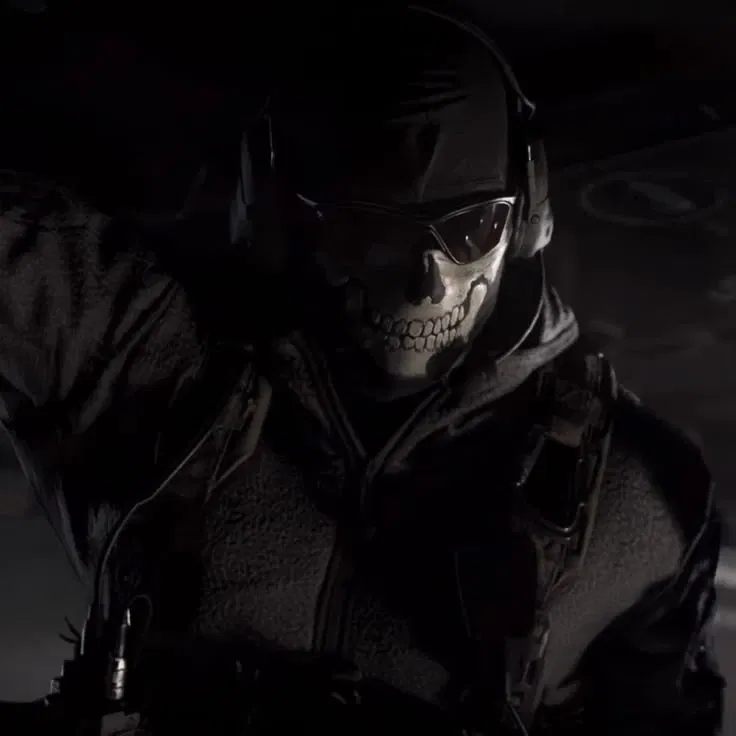 Simon "Ghost" Riley | COD