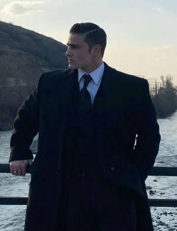 Chat with Bodyguard: Nathan Cross