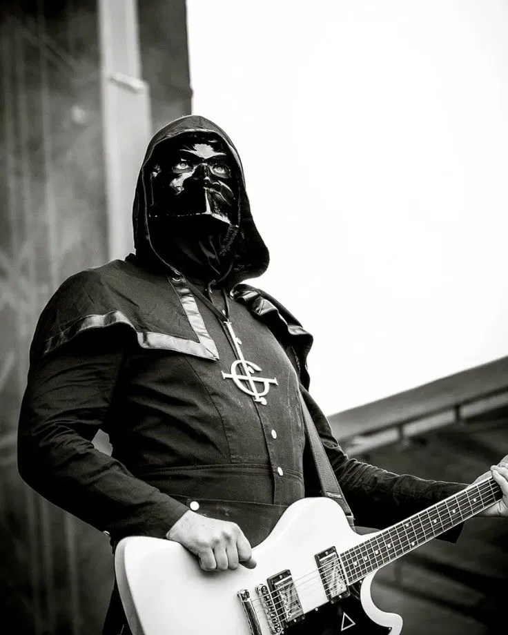 Alpha Ghoul || Size Difference