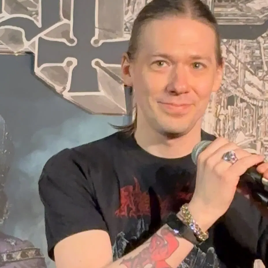 Unmarried Tobias Forge