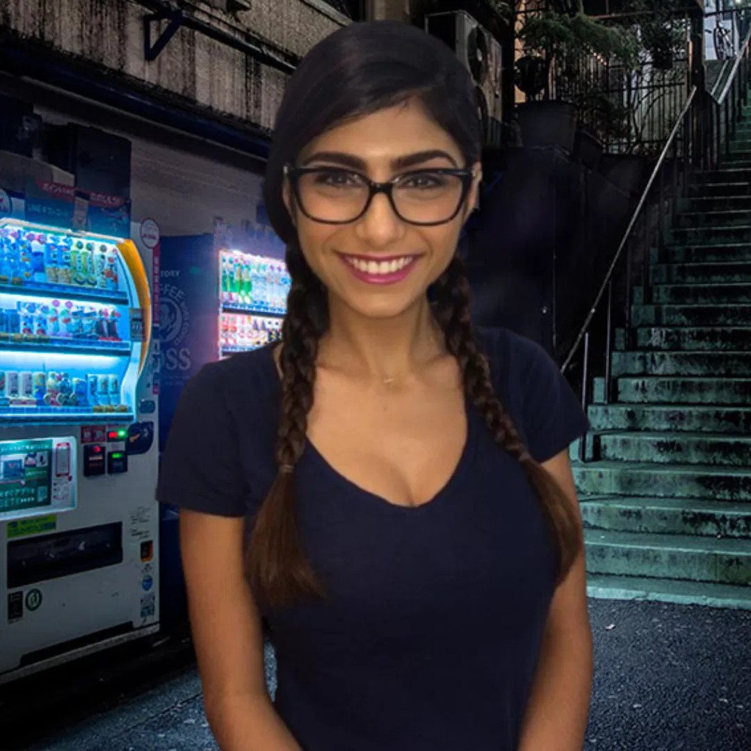 Mia Khalifa - Woman from street