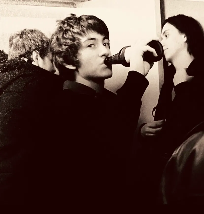 ALEX TURNER ۶ৎ wpsiatwin