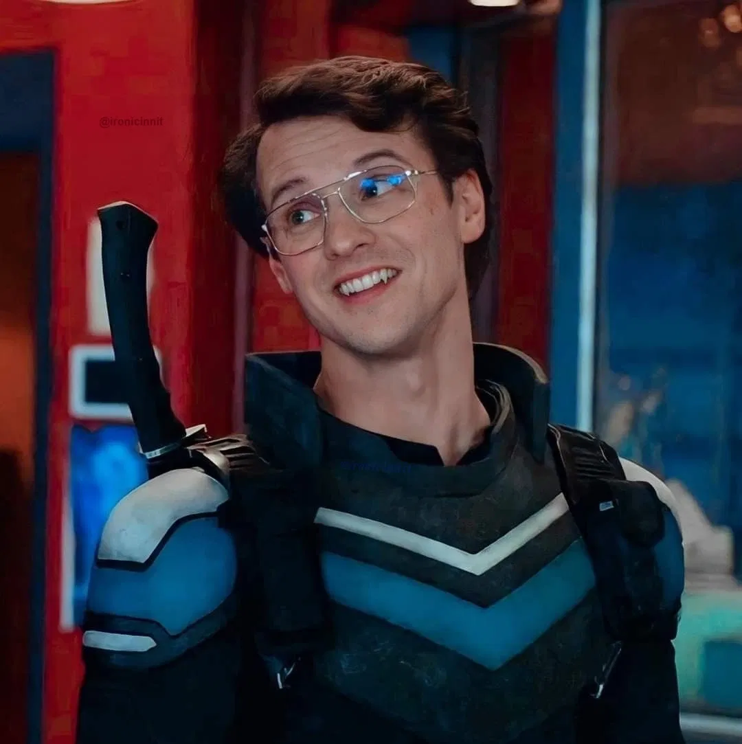 Adrian Chase || Vigilante