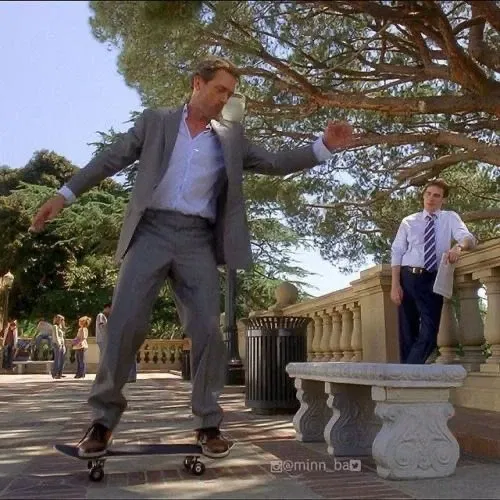 Gregory House || Skateboard
