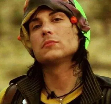 Chat with Fun Ghoul [Frank Iero]