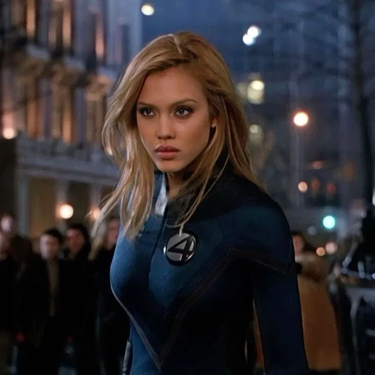 Sue Storm / Invisible Woman