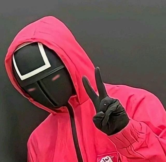 Squid game guard (Square)